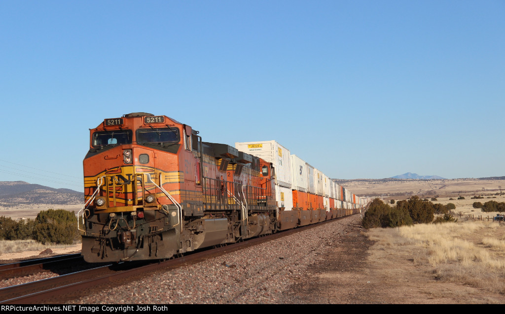 BNSF 5211 & BNSF 5342 DPU